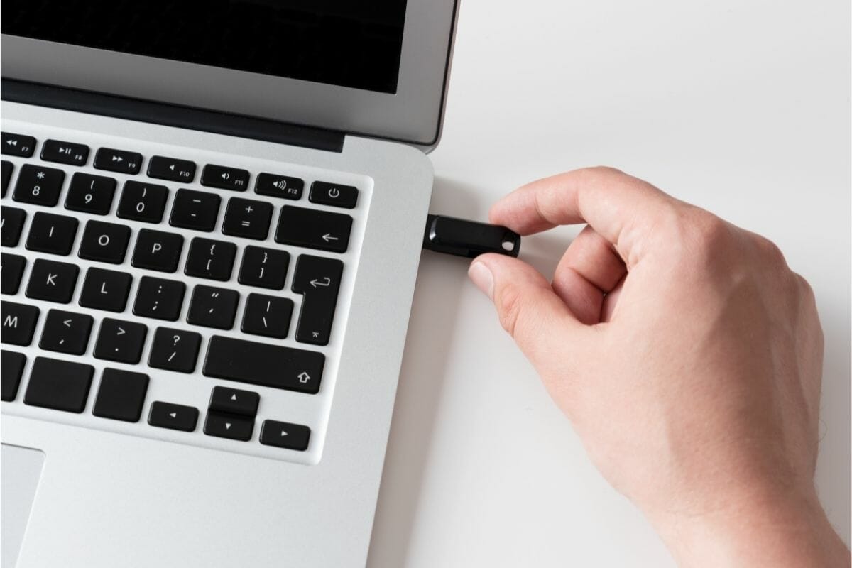 How To Partition A USB Drive - Raspians